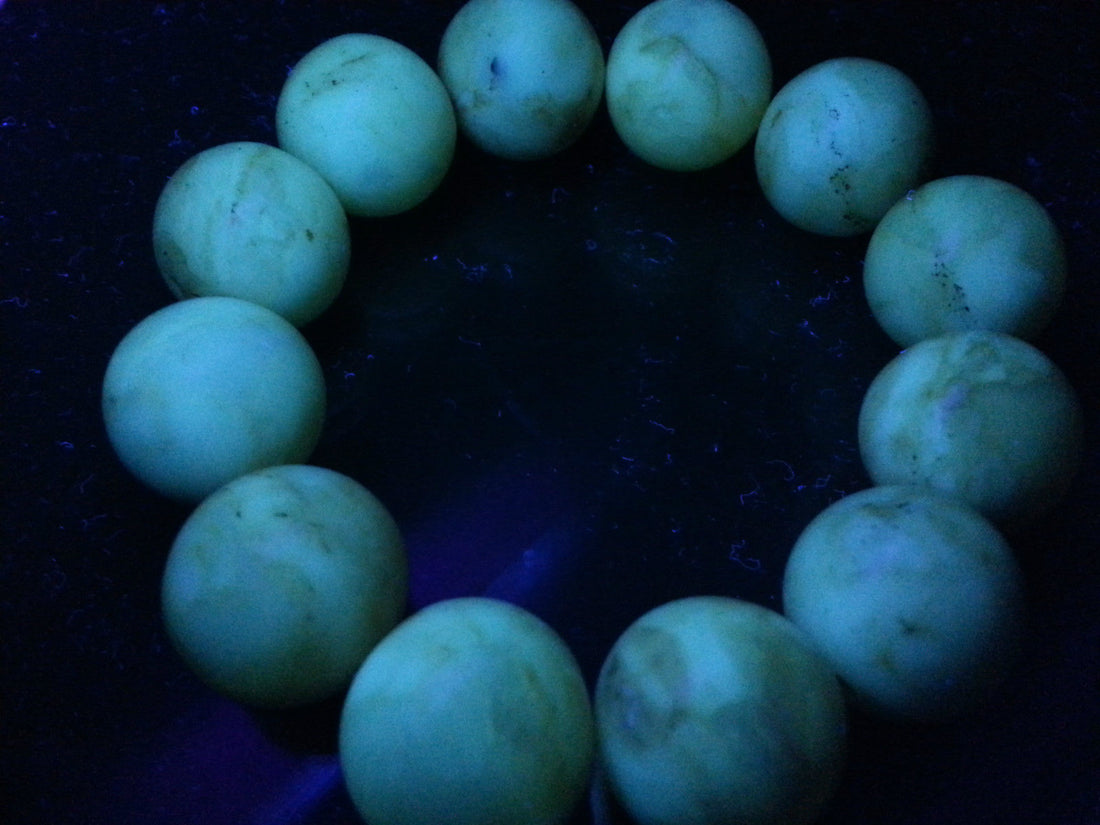 Real Amber tester - UV Black light Tube flashlite banknotes doc identi ...