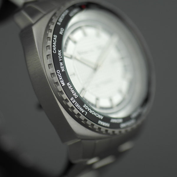 Moscow Time a world timer Gent's Automatic wrist watch with bracelet ...