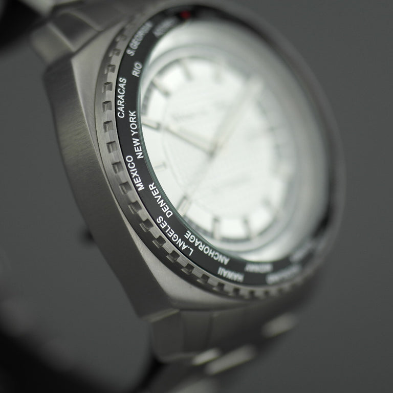 Moscow Time a world timer Gent's Automatic wrist watch with bracelet ...