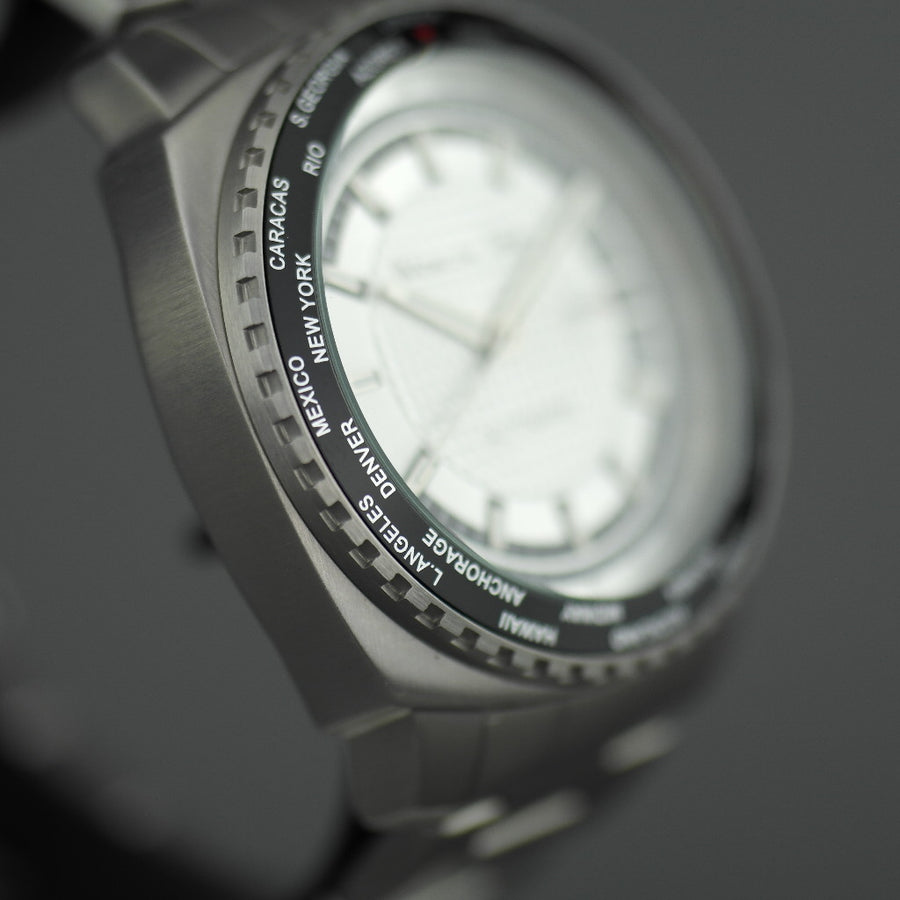 Moscow Time a world timer Gent's Automatic wrist watch with bracelet ...